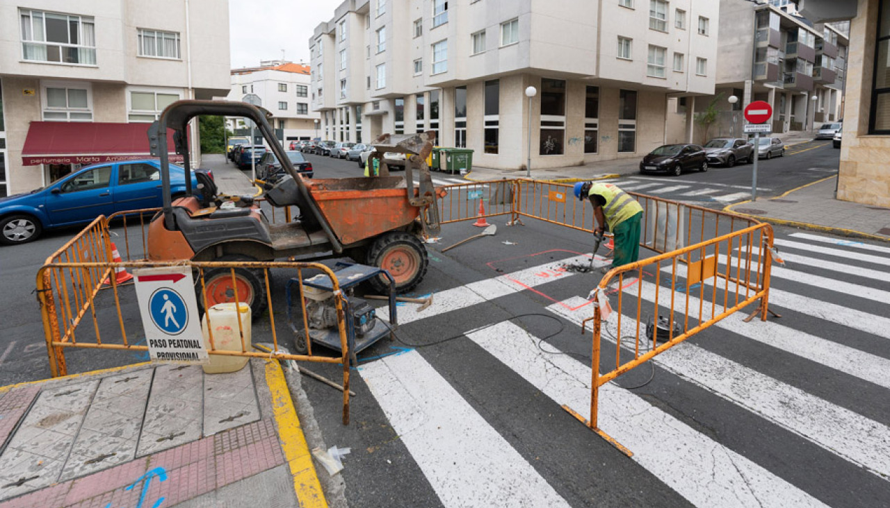 Fene inicia las obras en el firme de las calles Doctor Malvar y Muíños