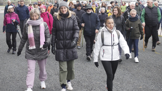 Búscate en las mejores imágenes de la multitudinaria subida a Chamorro ...