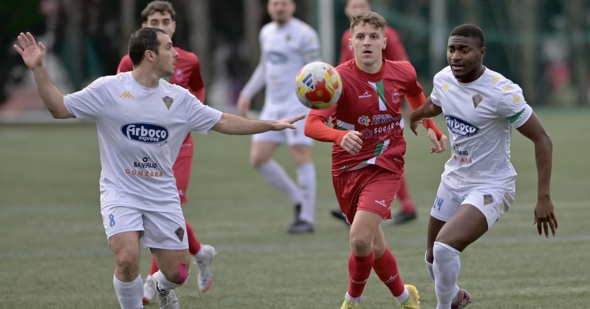 El Somozas, sin fortuna ante un Silva necesitado y con premio