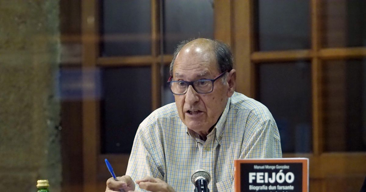 Manuel Monge ofrece la conferencia “Os restos do franquismo en Ferrol”