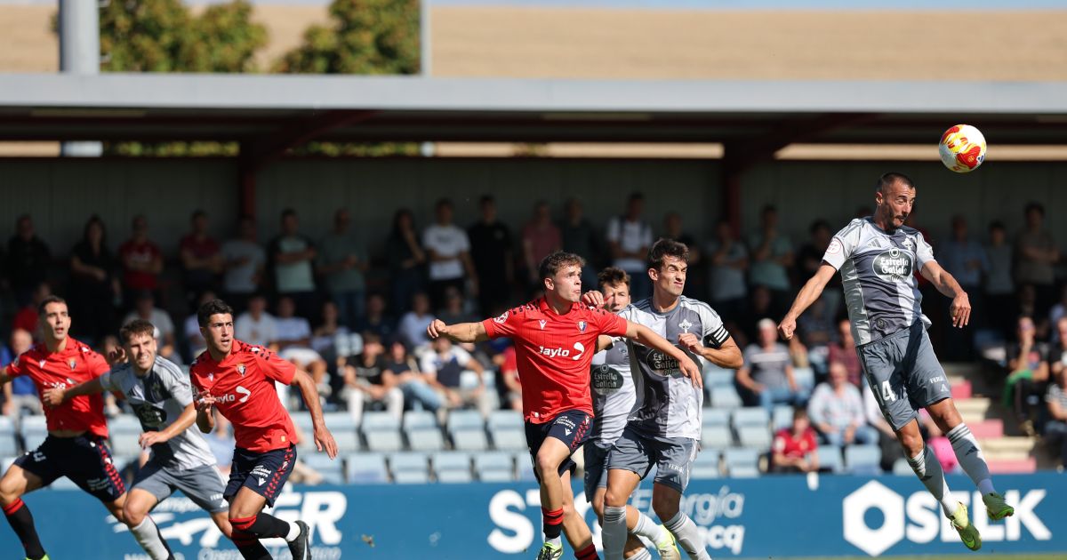 El Racing de Ferrol remonta para volver a ganar (1-2)